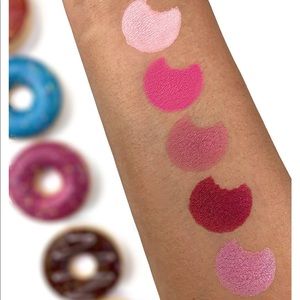 Revolution | Makeup | New Revolution Donut Eyeshadow Palette Raspberry ...
